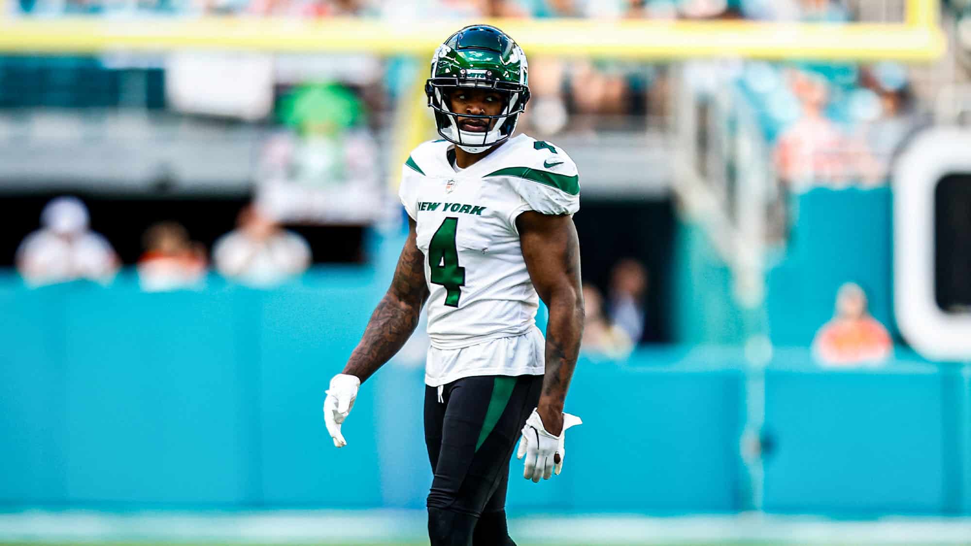 NY Jets restructure 3 contracts to clear $15.2M in cap space