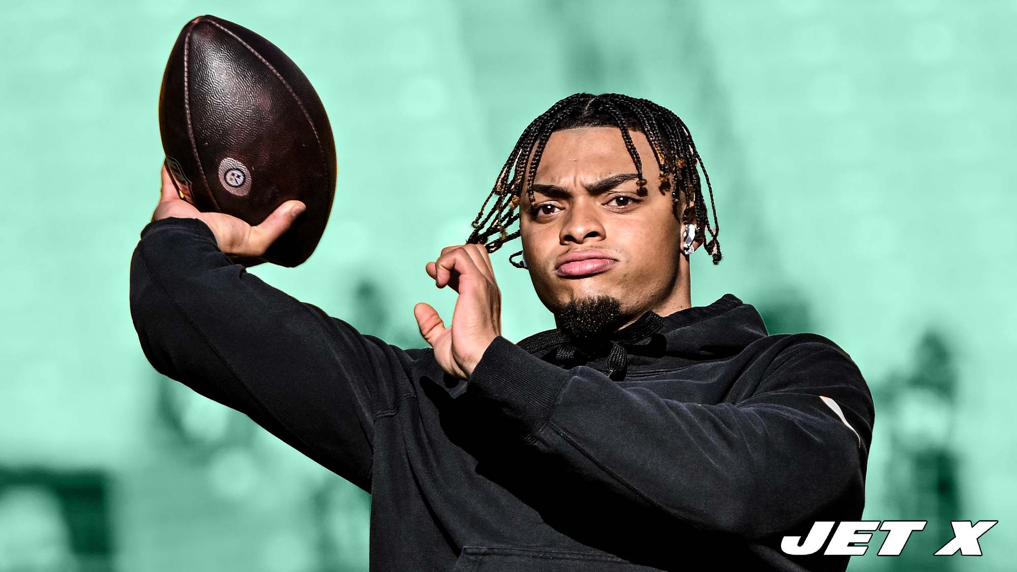 Are we overreacting to Justin Fields' poor camp performance?