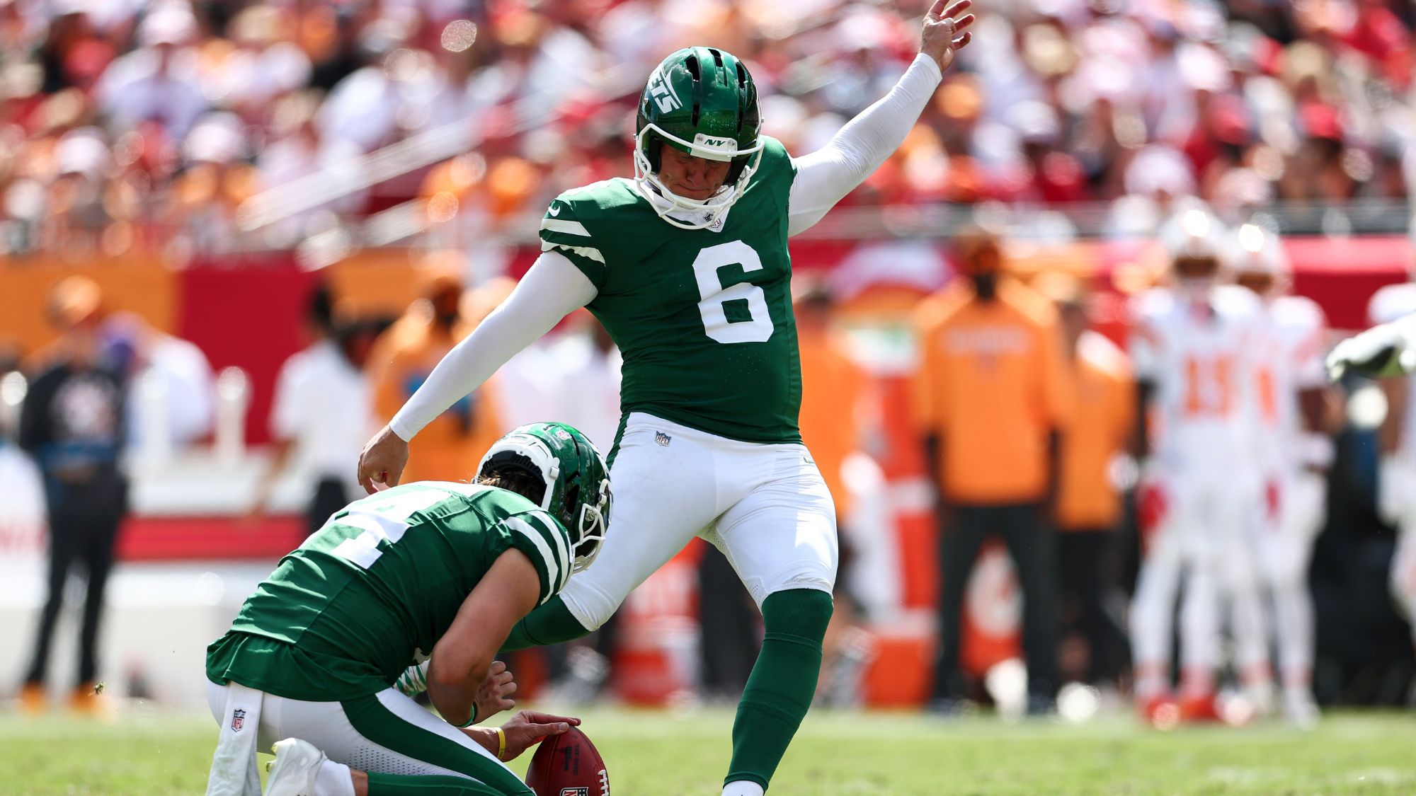 Nick Folk cuts NY Jets deficit to one score entering halftime
