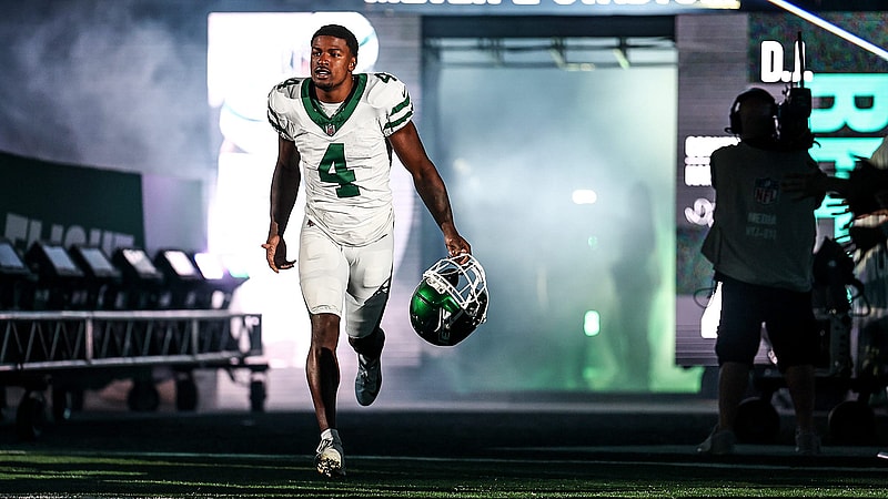 NY Jets' Robert Saleh gives injury updates for Eagles game