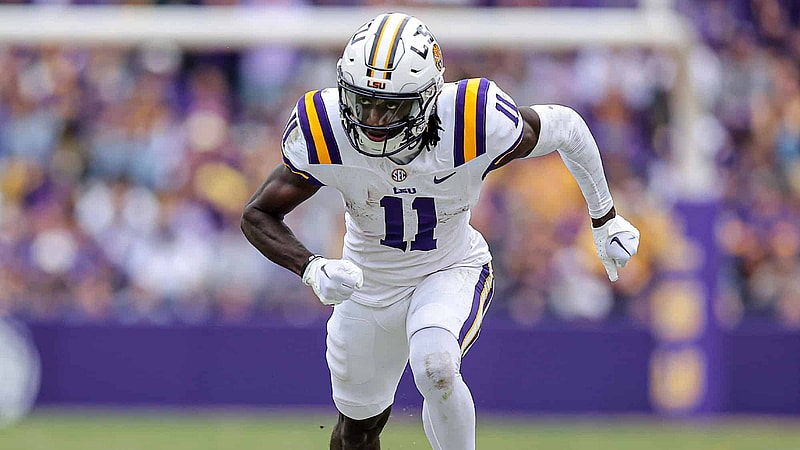 Should NY Jets trade back and take Brian Thomas Jr.?