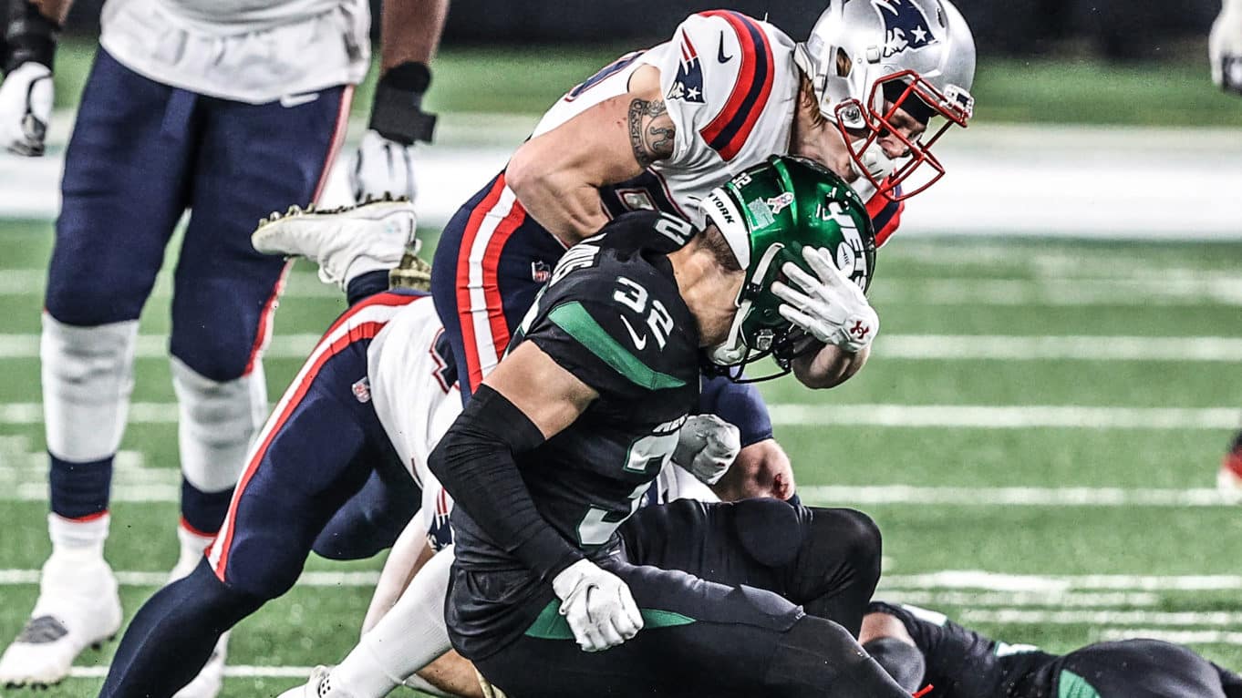 Ashtyn Davis showcases versatile skill-set in loss to New England (Film)