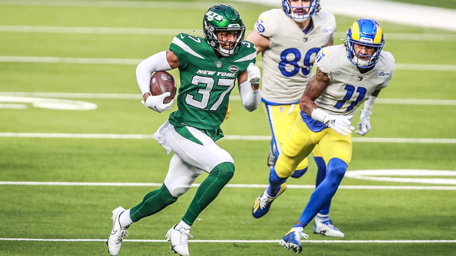 How did Jets CB Bryce Hall perform against top wide receivers in 2020?