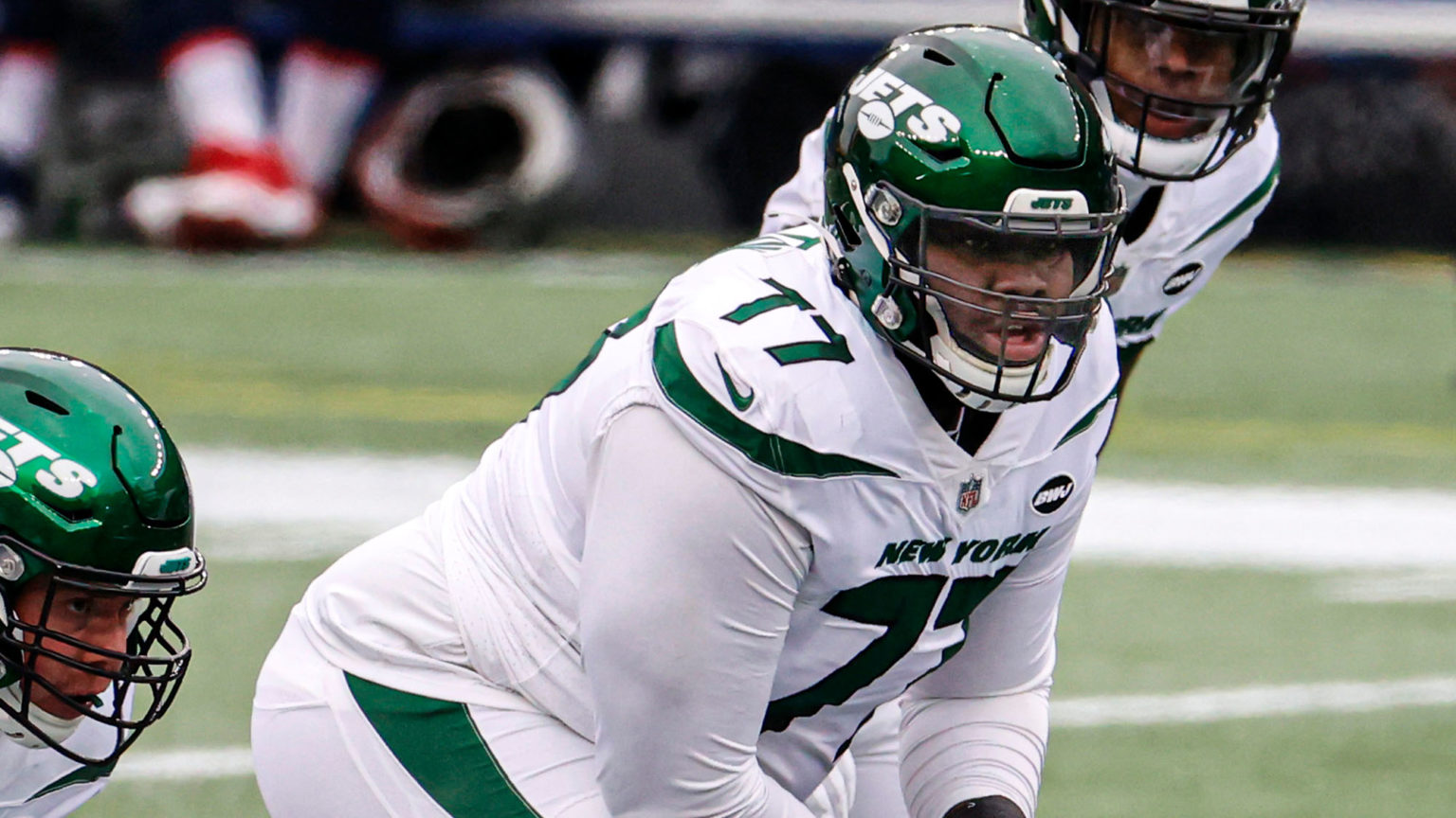 NY Jets OT Mekhi Becton, girlfriend Kay partake in gender reveal (Video)