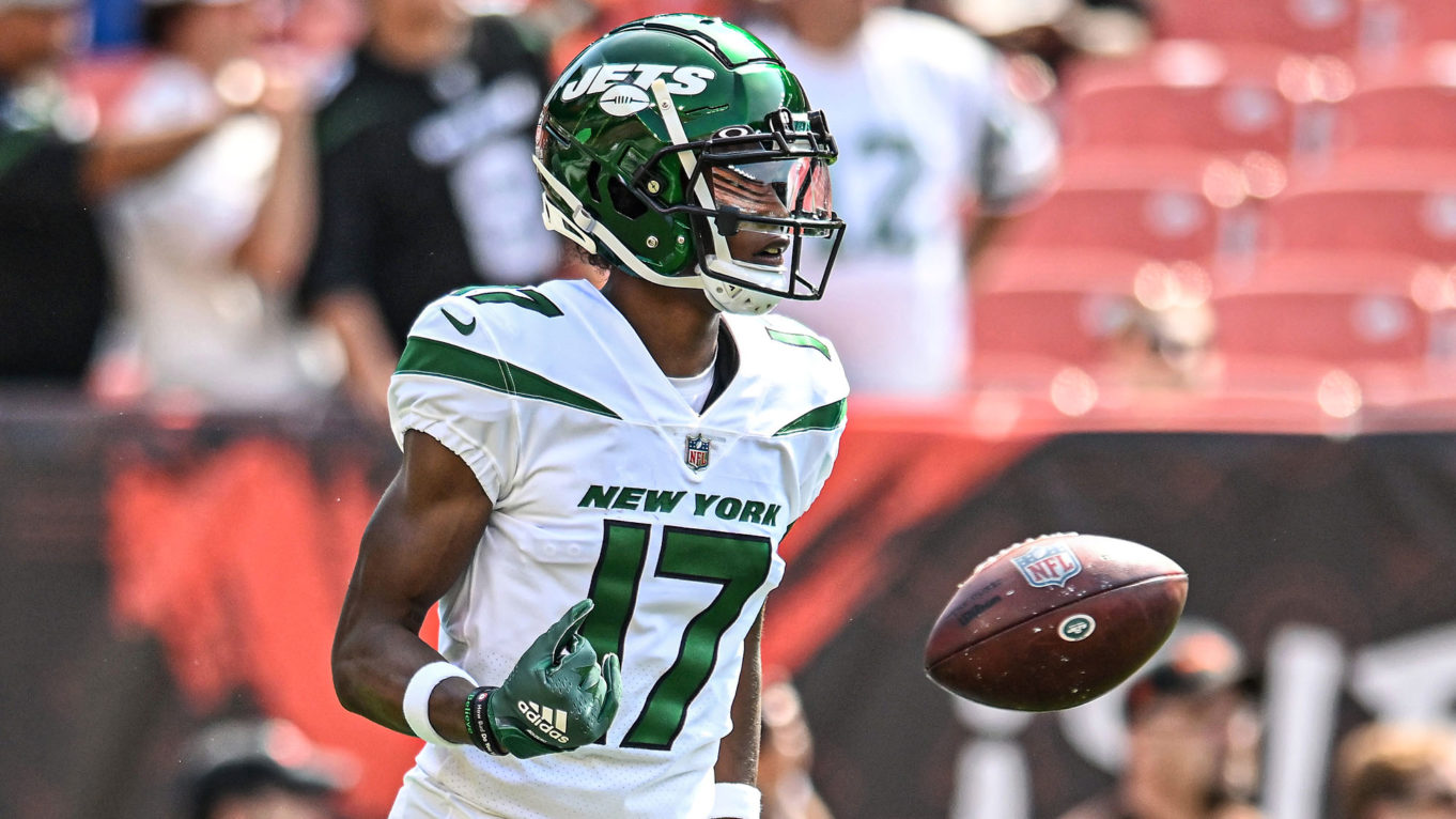 Garrett Wilson had a hilarious reaction to NY Jets' onside recovery