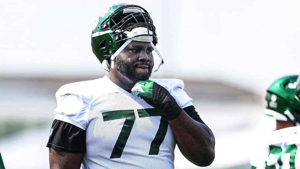 NY Jets' Mekhi Becton looks slim in Instagram photo