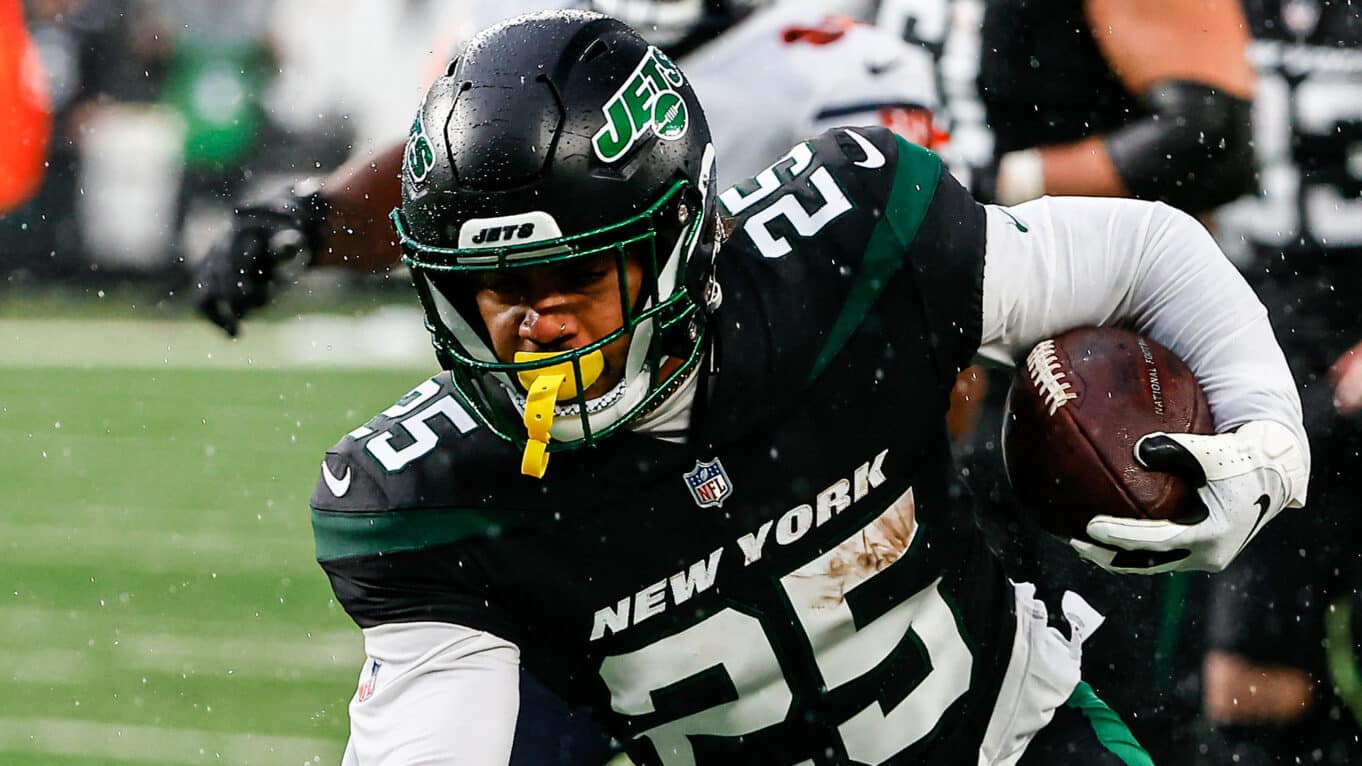 NY Jets re-sign running back Ty Johnson to one-year deal