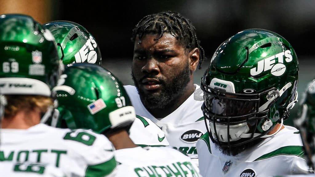 NY Jets: Robert Saleh replies to Mekhi Becton's Twitter declaration