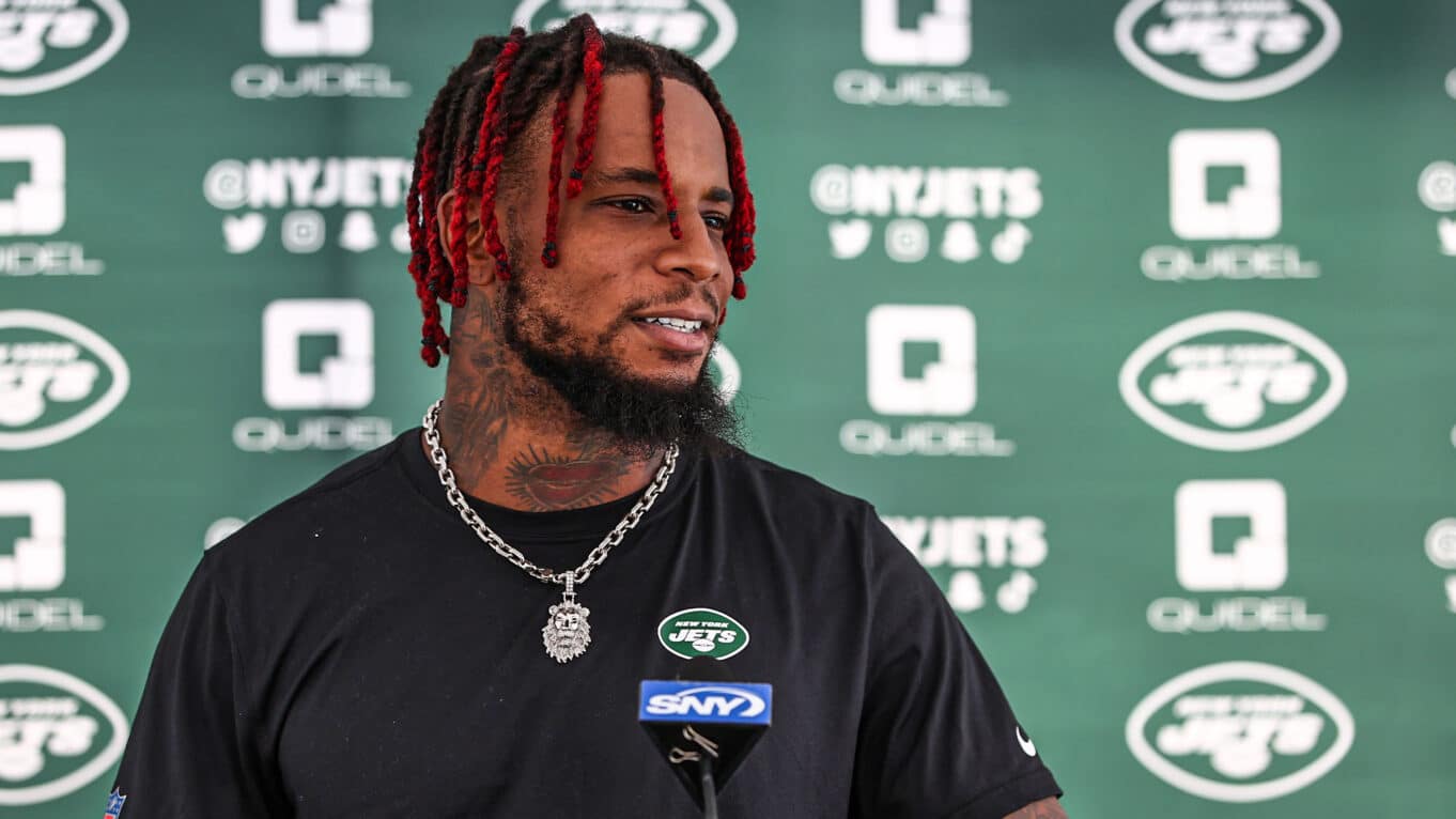 Former NY Jets LB Kwon Alexander agrees to sign with AFC rival