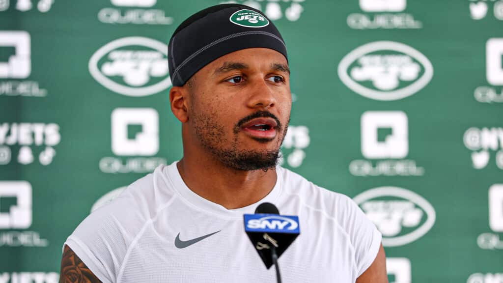 NY Jets: Michael Carter II reveals formula to stop Aaron Rodgers