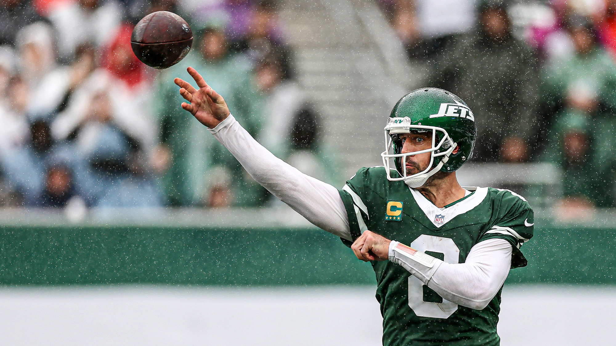 NY Jets' Rodgers doesn't mince words post-loss: Throws 'sucked'