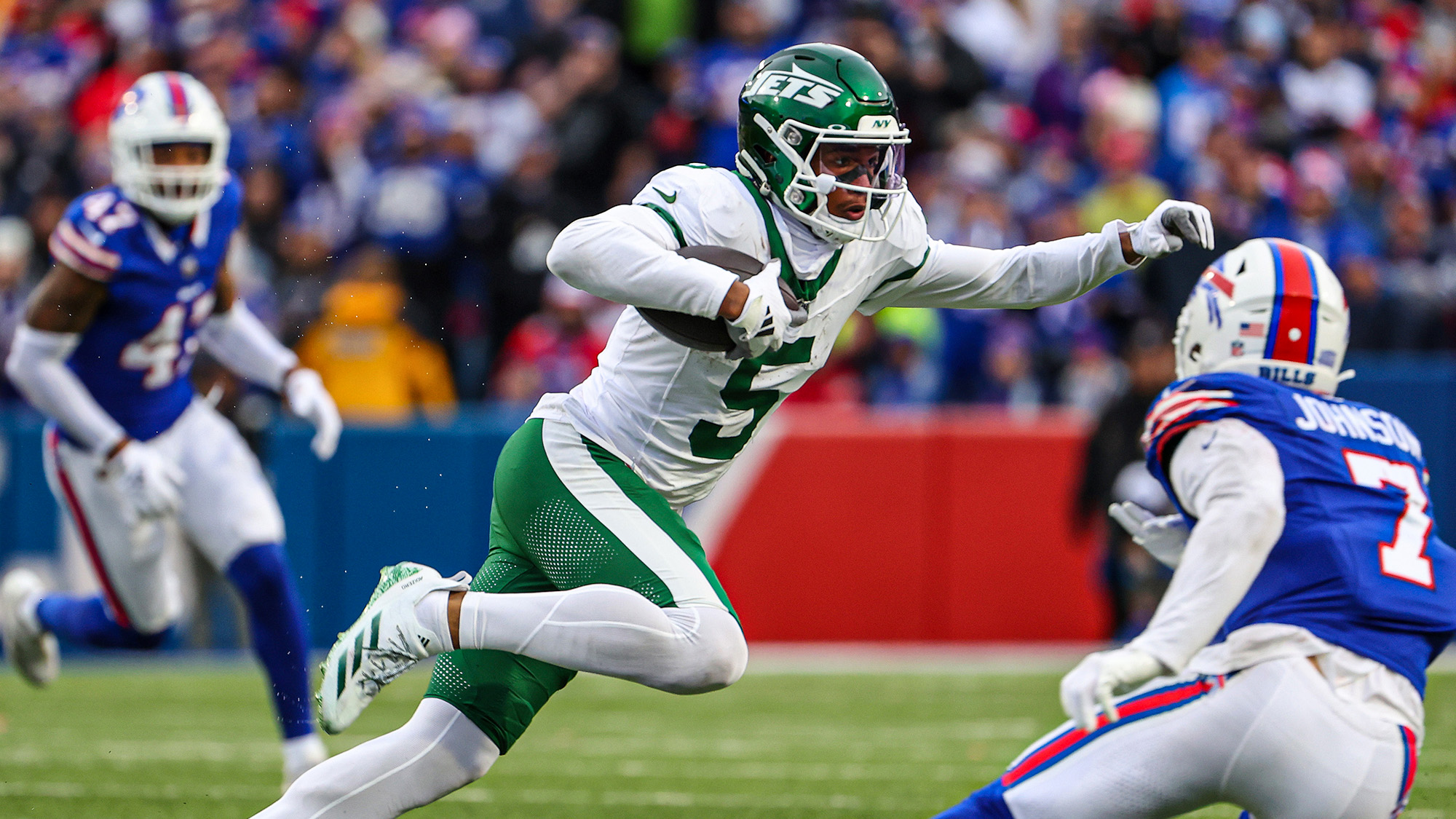 Before Garrett Wilson, only four WRs in NFL history pulled it off