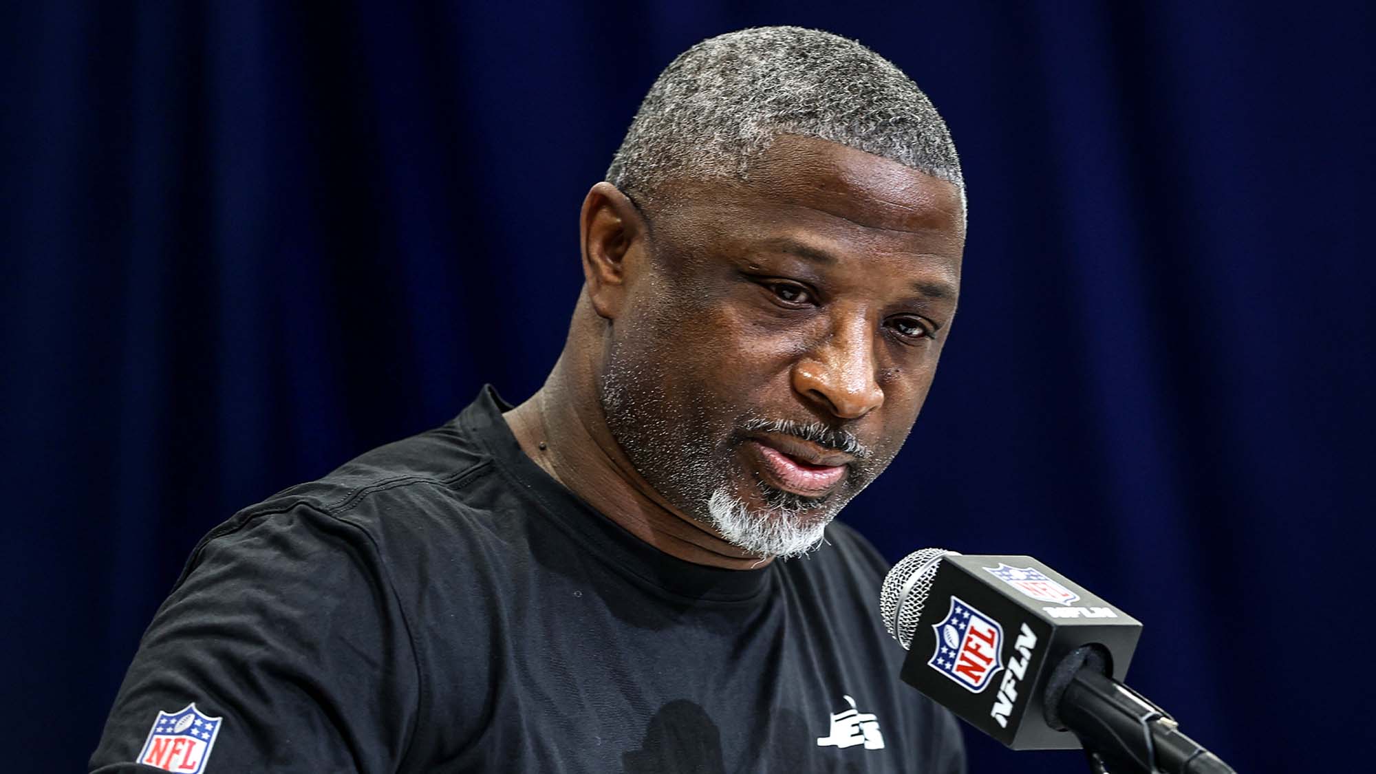 Aaron Glenn defends controversial NY Jets player