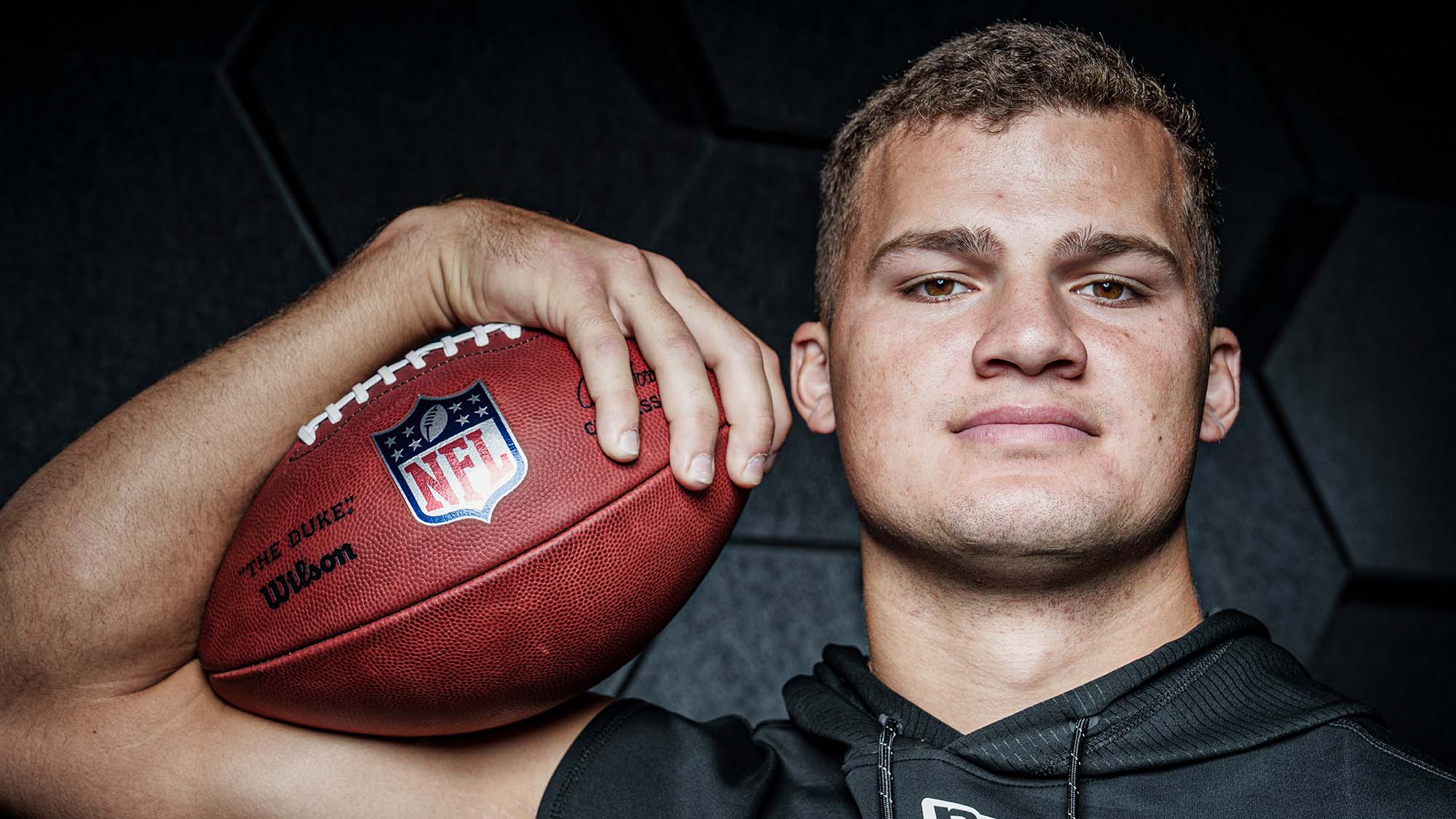 Mason Taylor earns respect during early stages of NY Jets camp