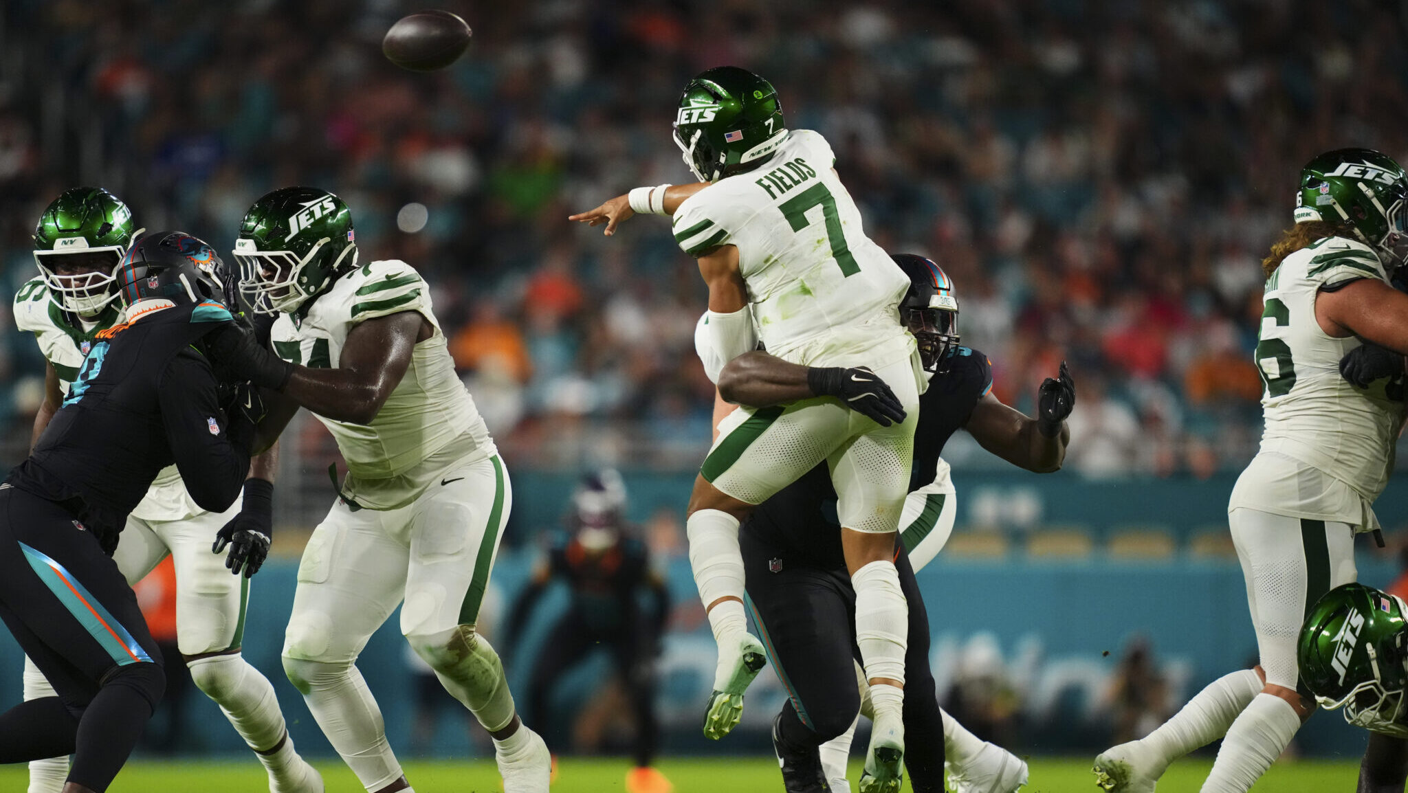 Jets fumble game away in 27-21 loss to Dolphins
