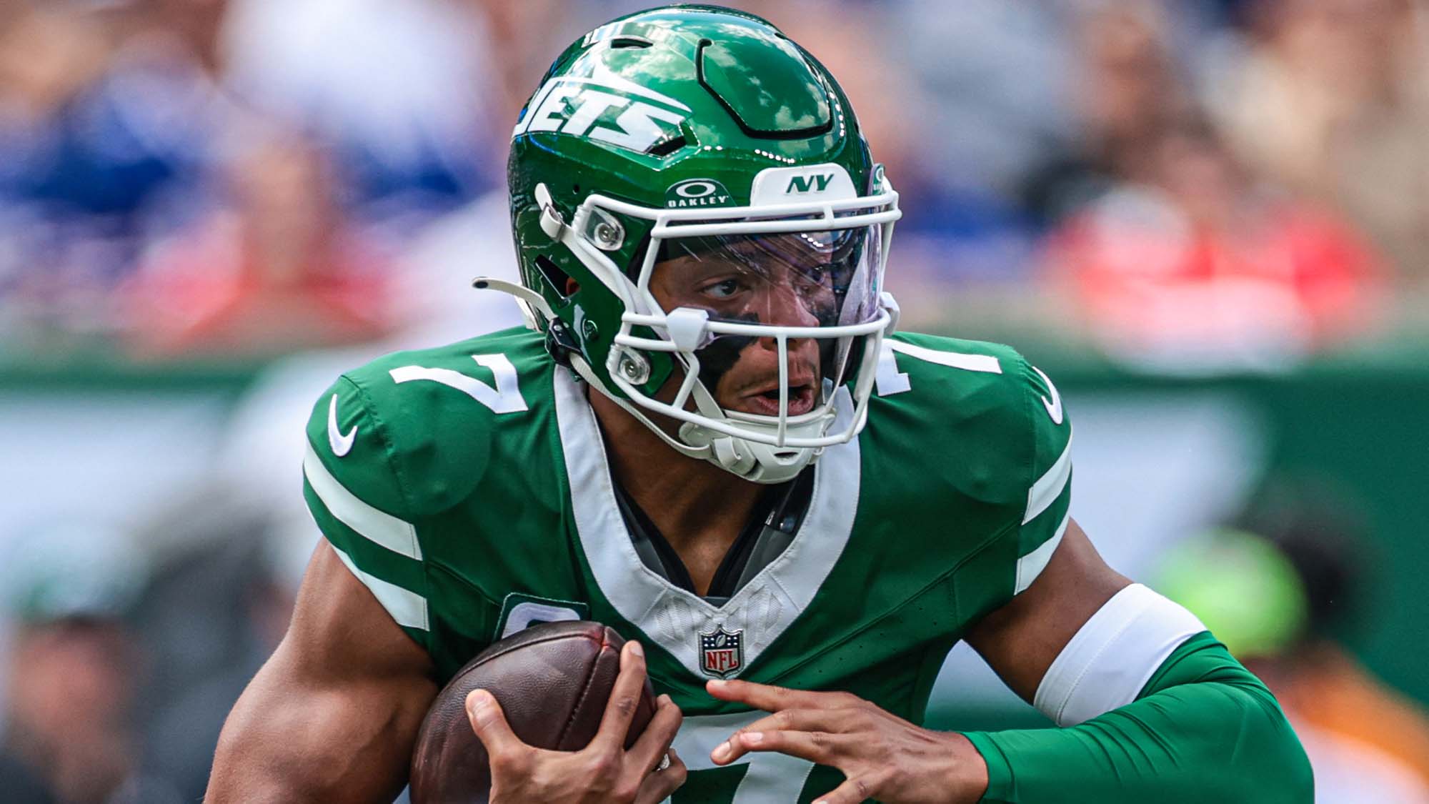 Aaron Glenn reveals whether Justin Fields will return as Jets' QB1