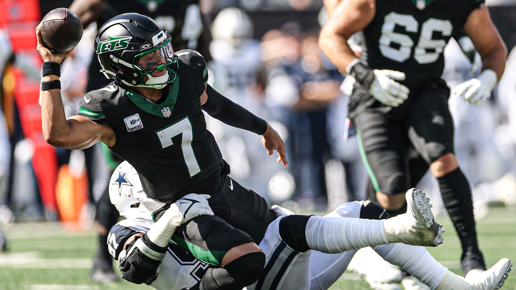 Justin Fields denies holding ball too long: Says stat isn't 'credible'