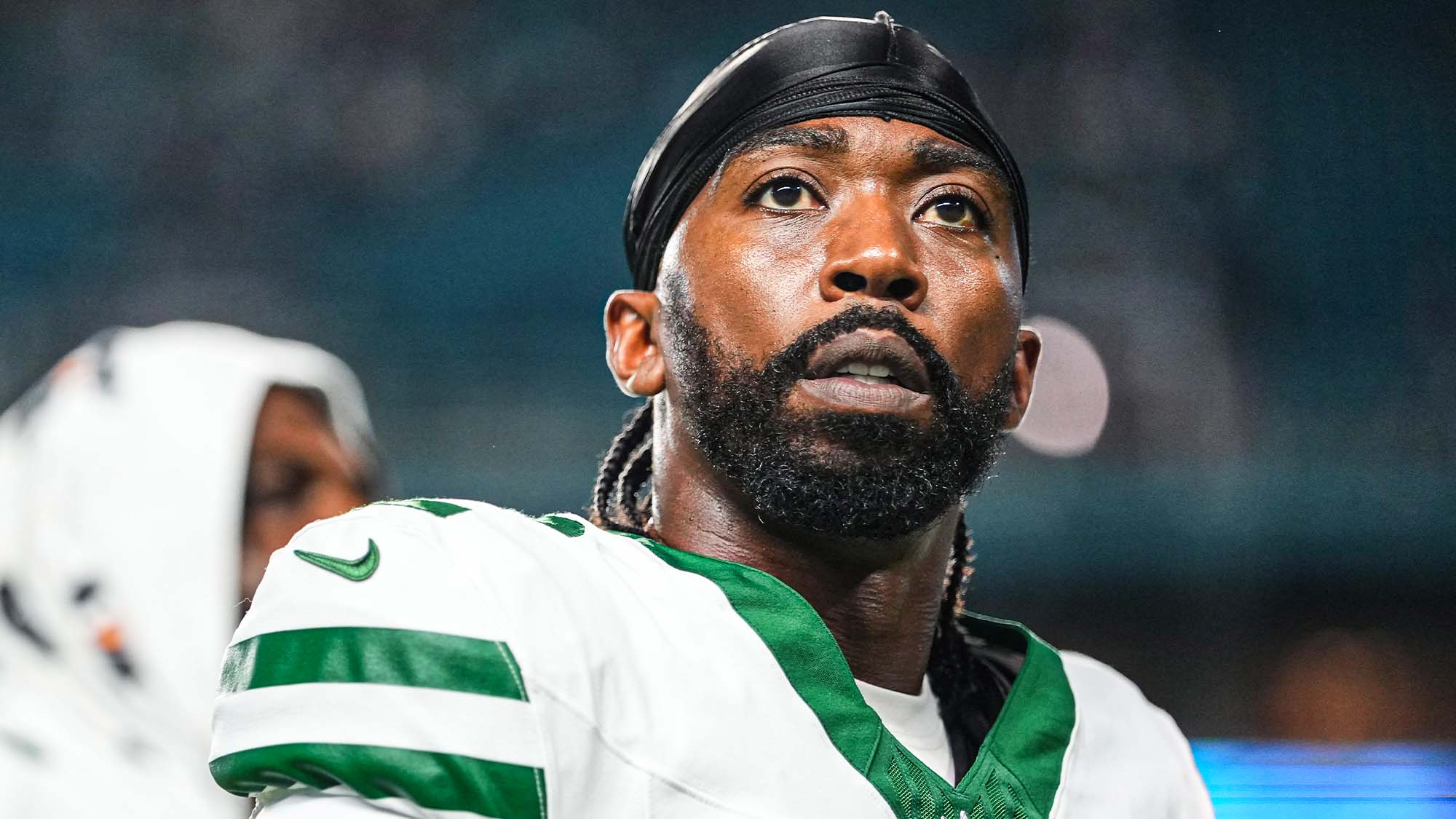 Tyrod Taylor excited to start for Jets, but understands awkwardness