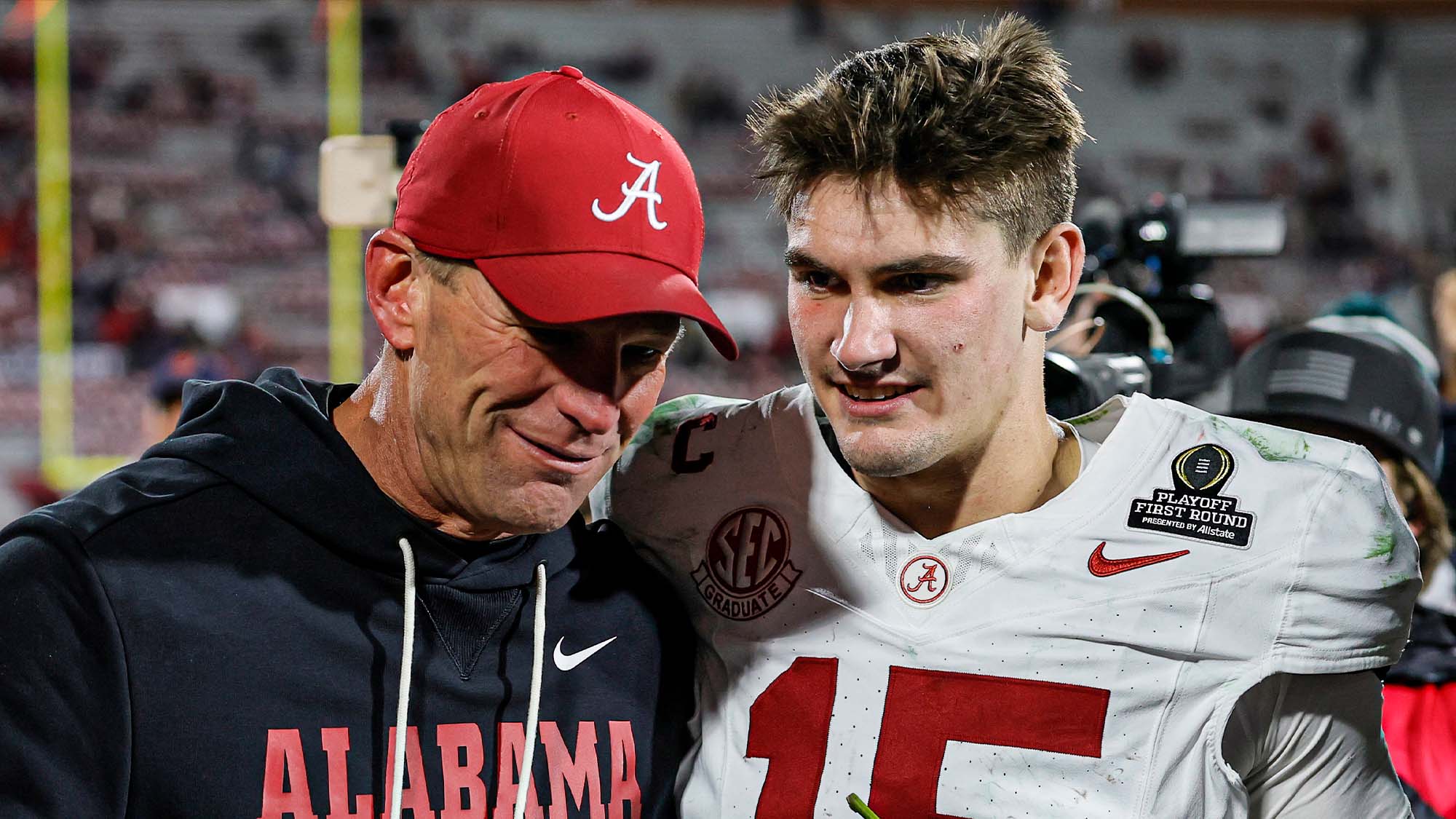 Jets fans get possible glimpse of future in College Football Playoff